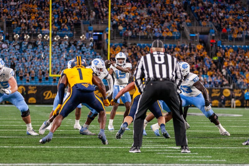Conner Harrell hace la primera apertura de su carrera en el Mayo Bowl ...