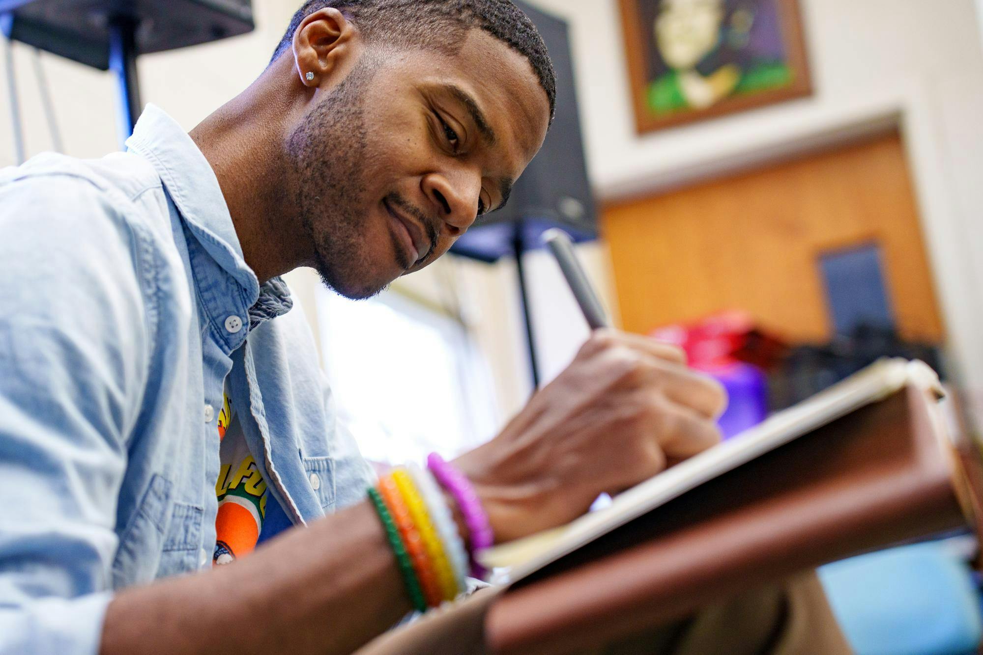 'More than lines on a page': Chapel Hill welcomes Donovan Livingston as ...