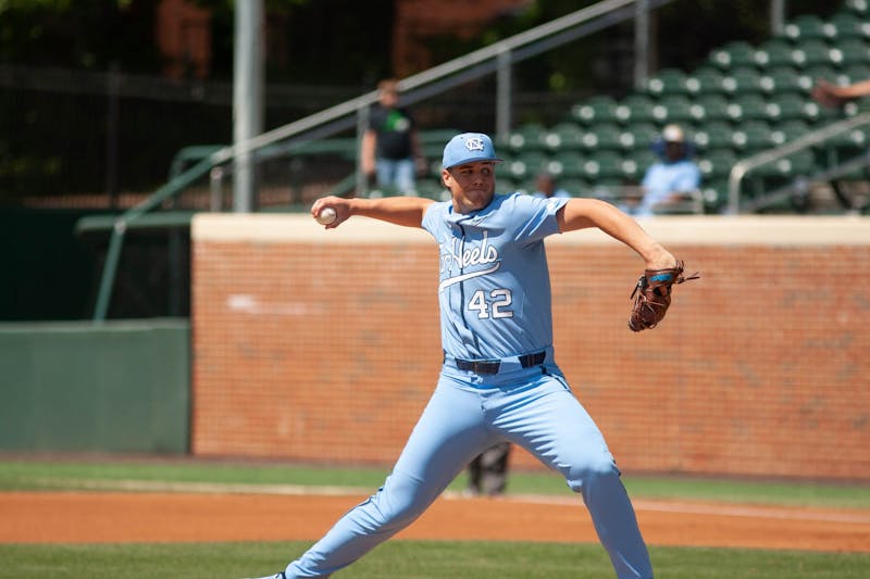 Diamond Heels complete sweep of NC State with 12-2 win on Senior Day