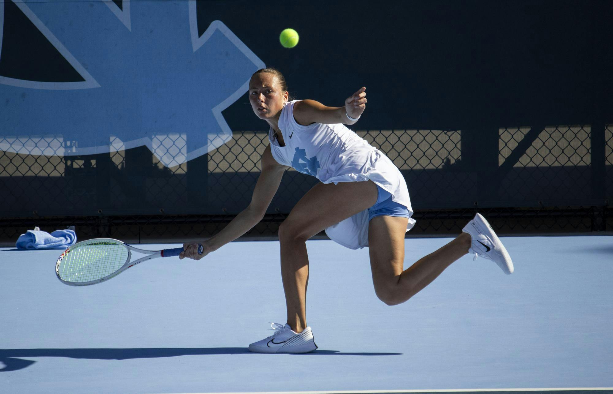 Tatum Evans seals 4-3 victory for UNC women's tennis over N.C. State ...