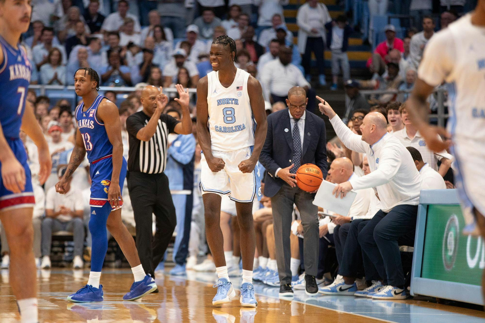 No. 25 UNC men's basketball beats No. 19 Kansas, 87-74, for first time ...