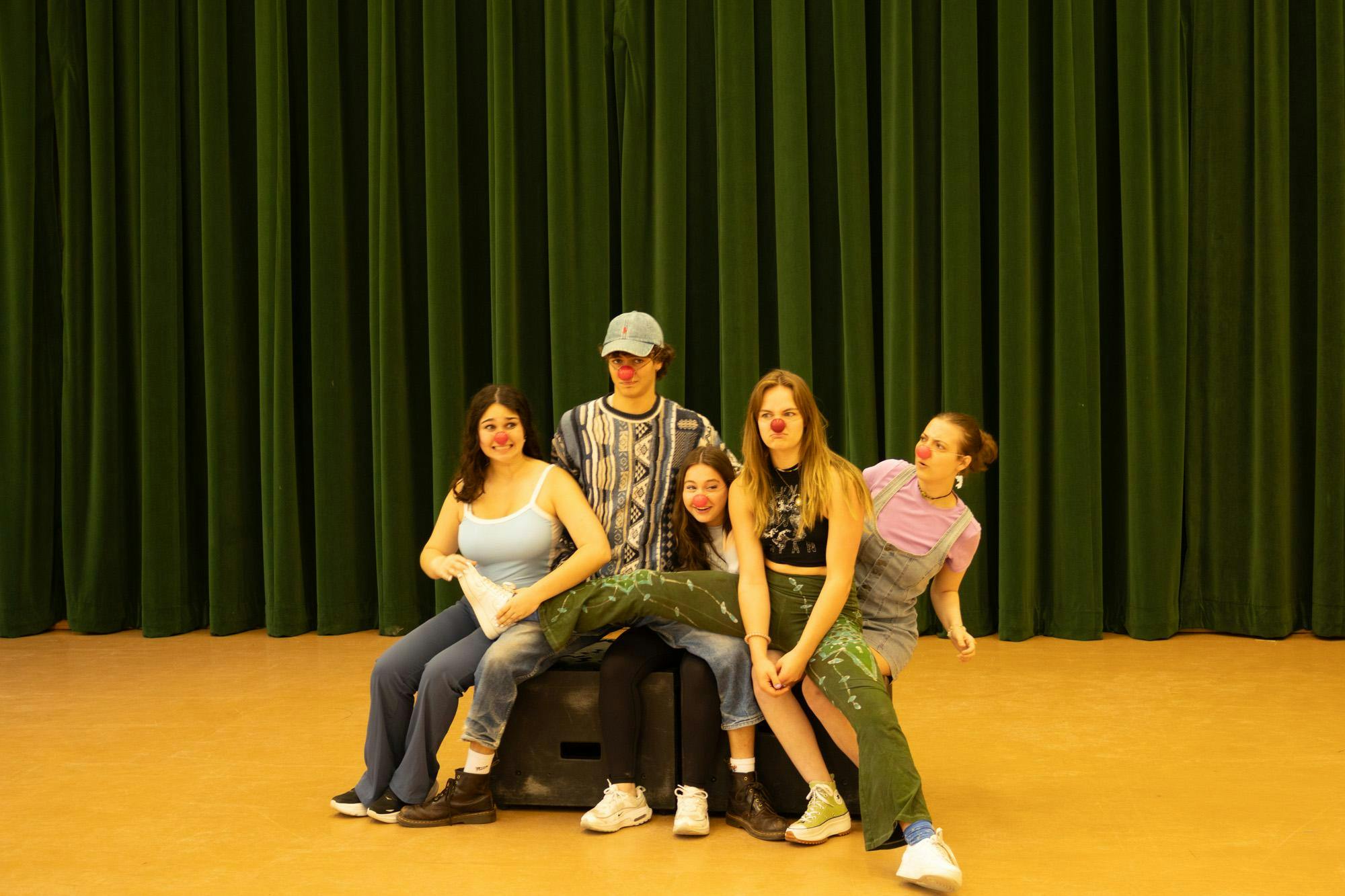 'Navigate that discomfort': In this class, students unleash their inner ...