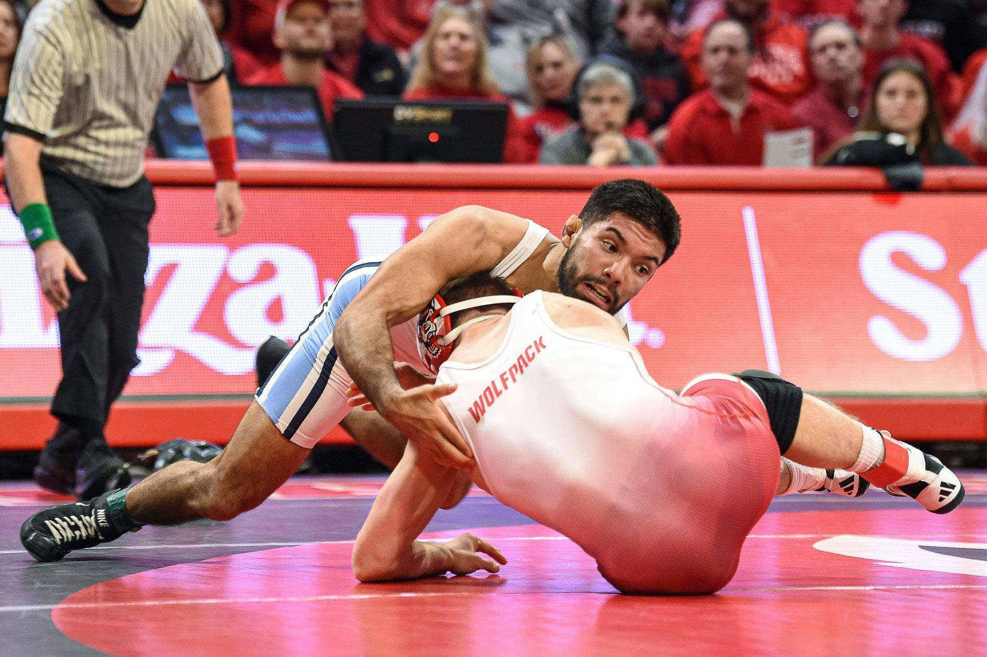 UNC wrestling rattled in tough N.C. State road environment - Daily Tar Heel