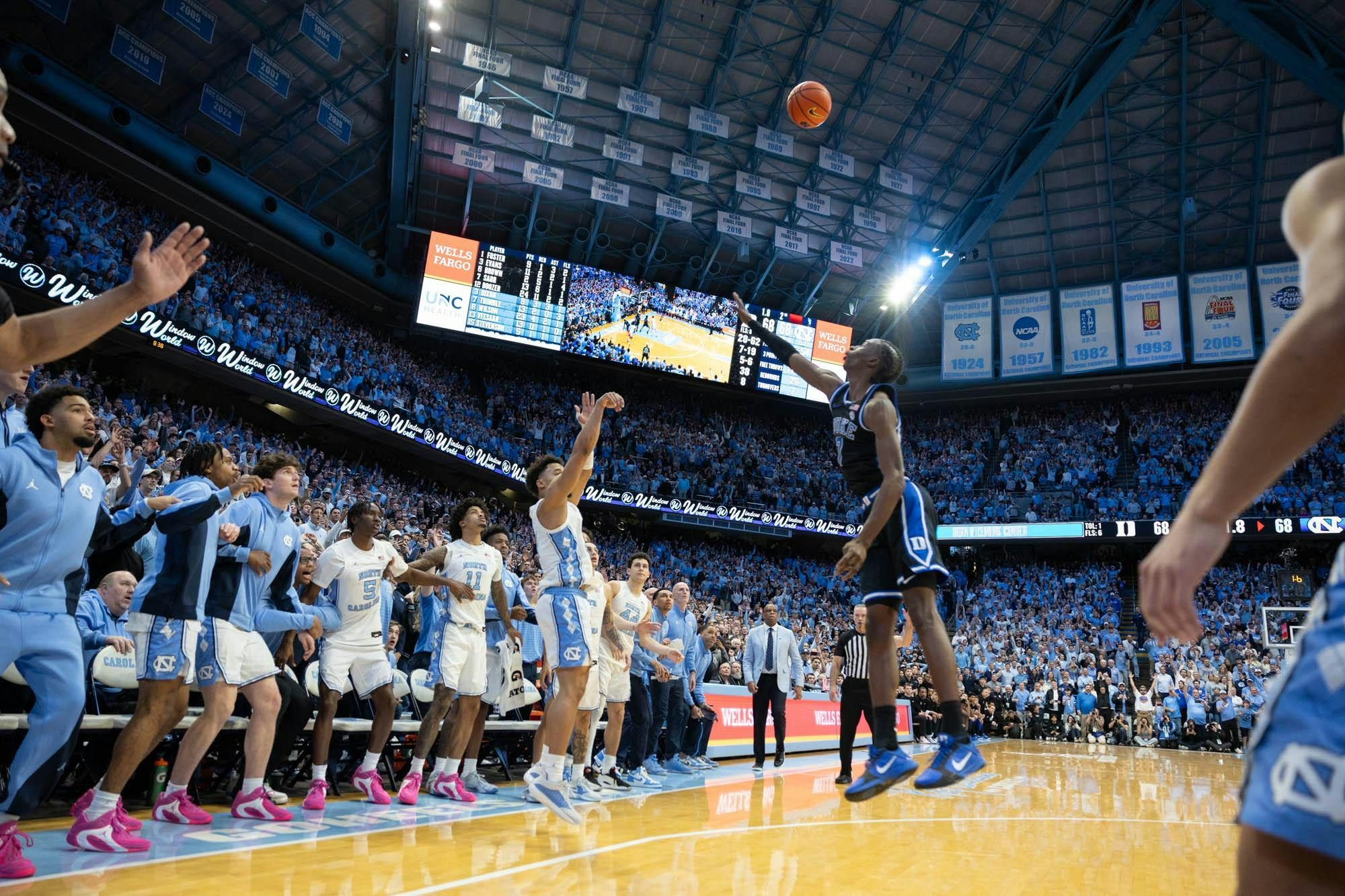 'I said green': Seth Trimble's game-winning shot lifts No. 14 UNC men's ...