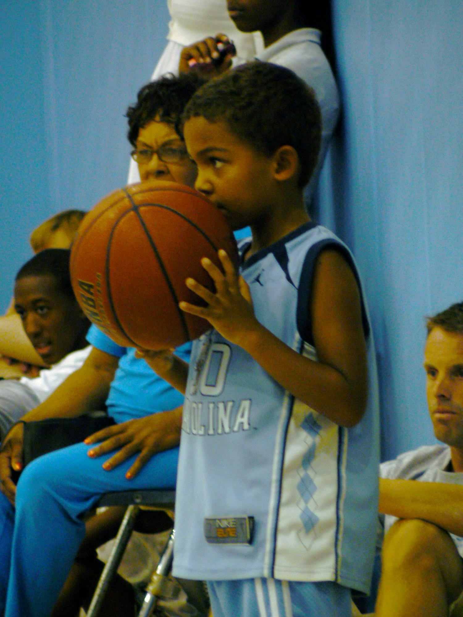 'Coach's son' Elijah Davis joins the UNC men's basketball team as a ...