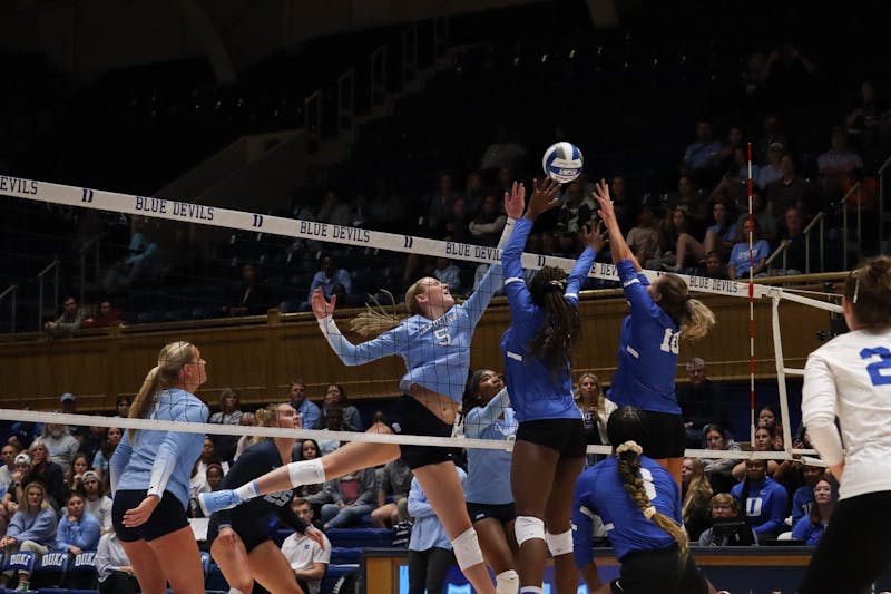UNC volleyball defeats Duke in five-set thriller to close out regular ...