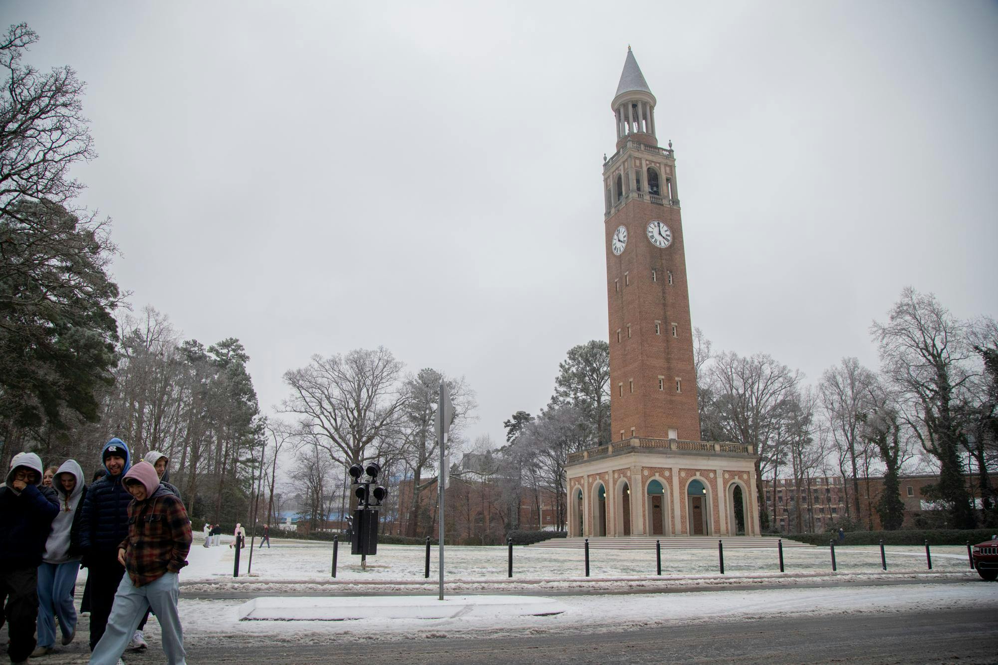 'The vibe is joyous out here': Students sled, ski and play in the snow ...