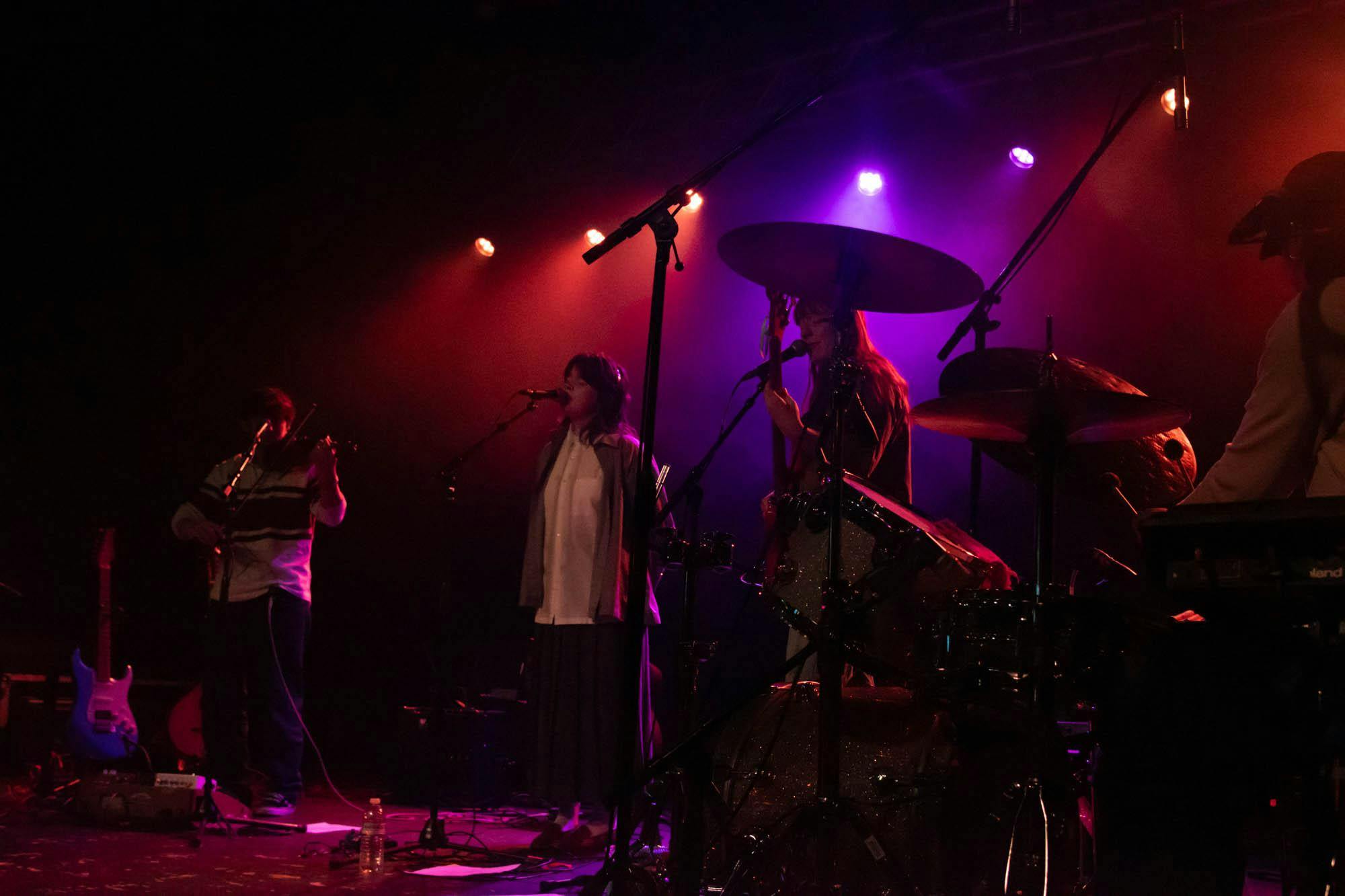 Review: Leith Ross creates an overwhelmingly intimate environment on 'I ...
