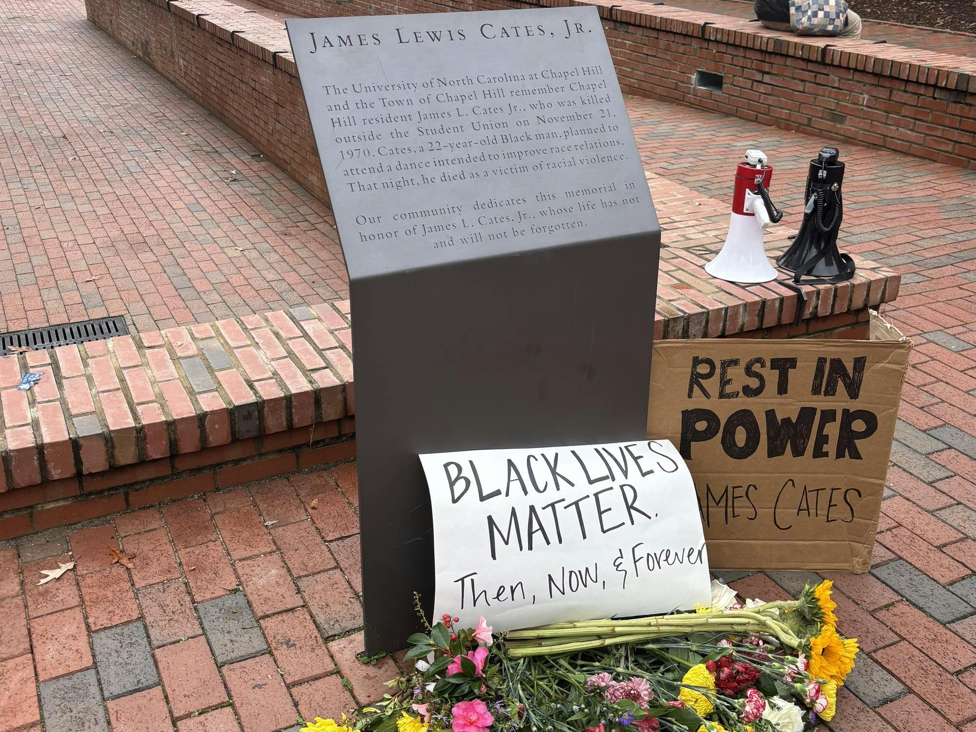 'This was a life': UNC community gathers for memorial to honor James ...