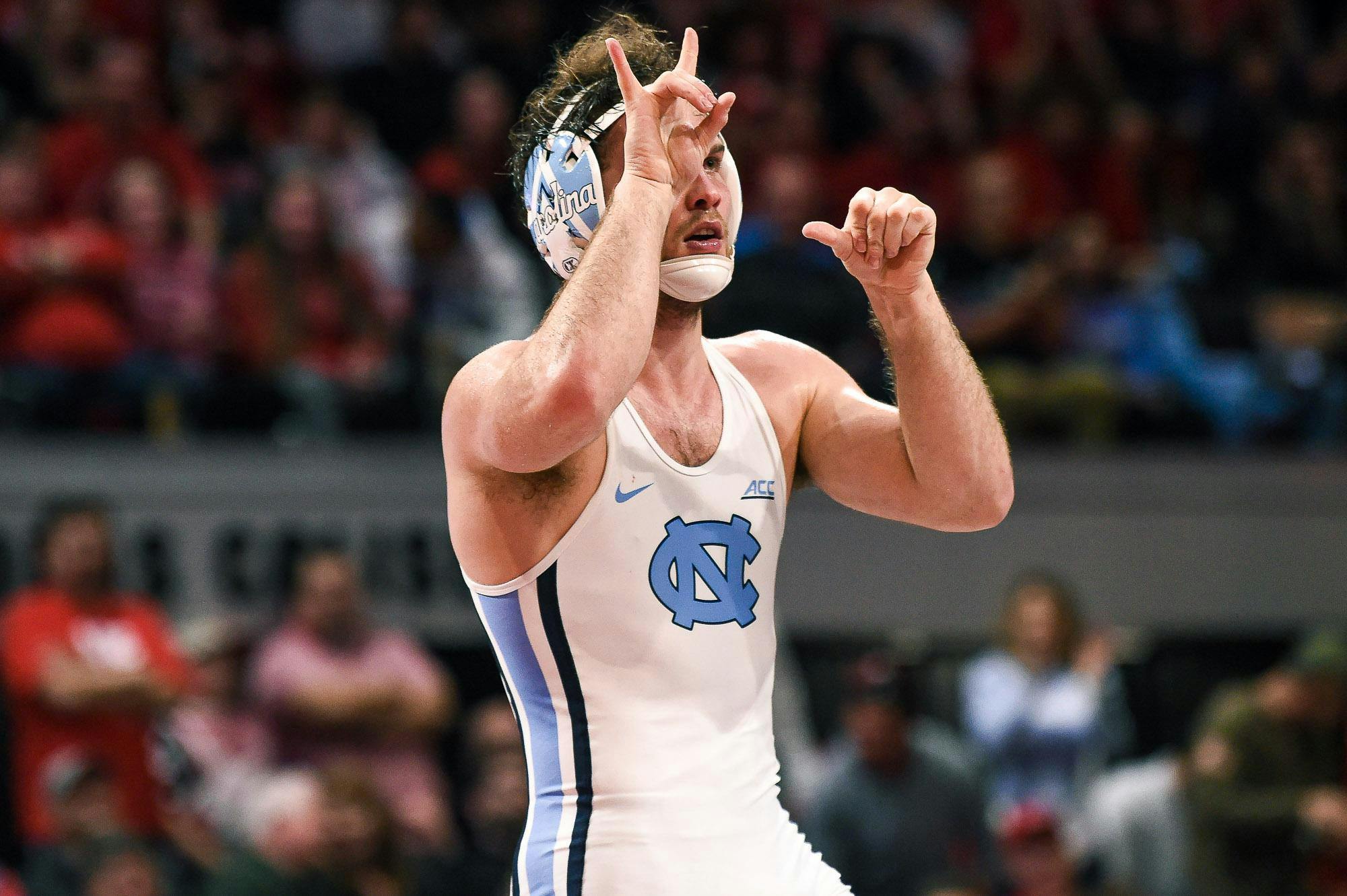 UNC wrestling rattled in tough N.C. State road environment - Daily Tar Heel