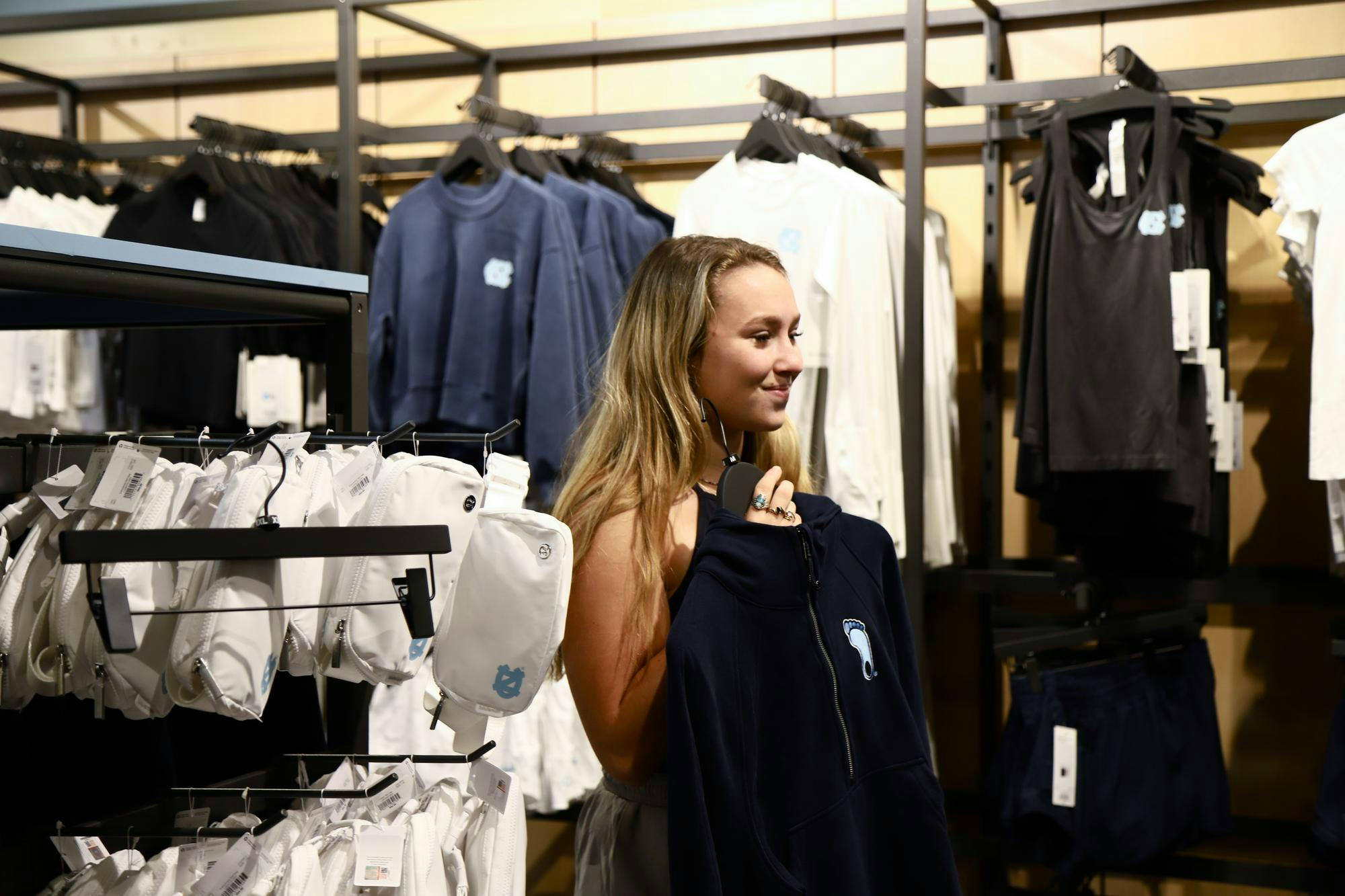 Hundreds gather outside Student Stores in anticipation of Lululemon-UNC collaboration - Daily ...