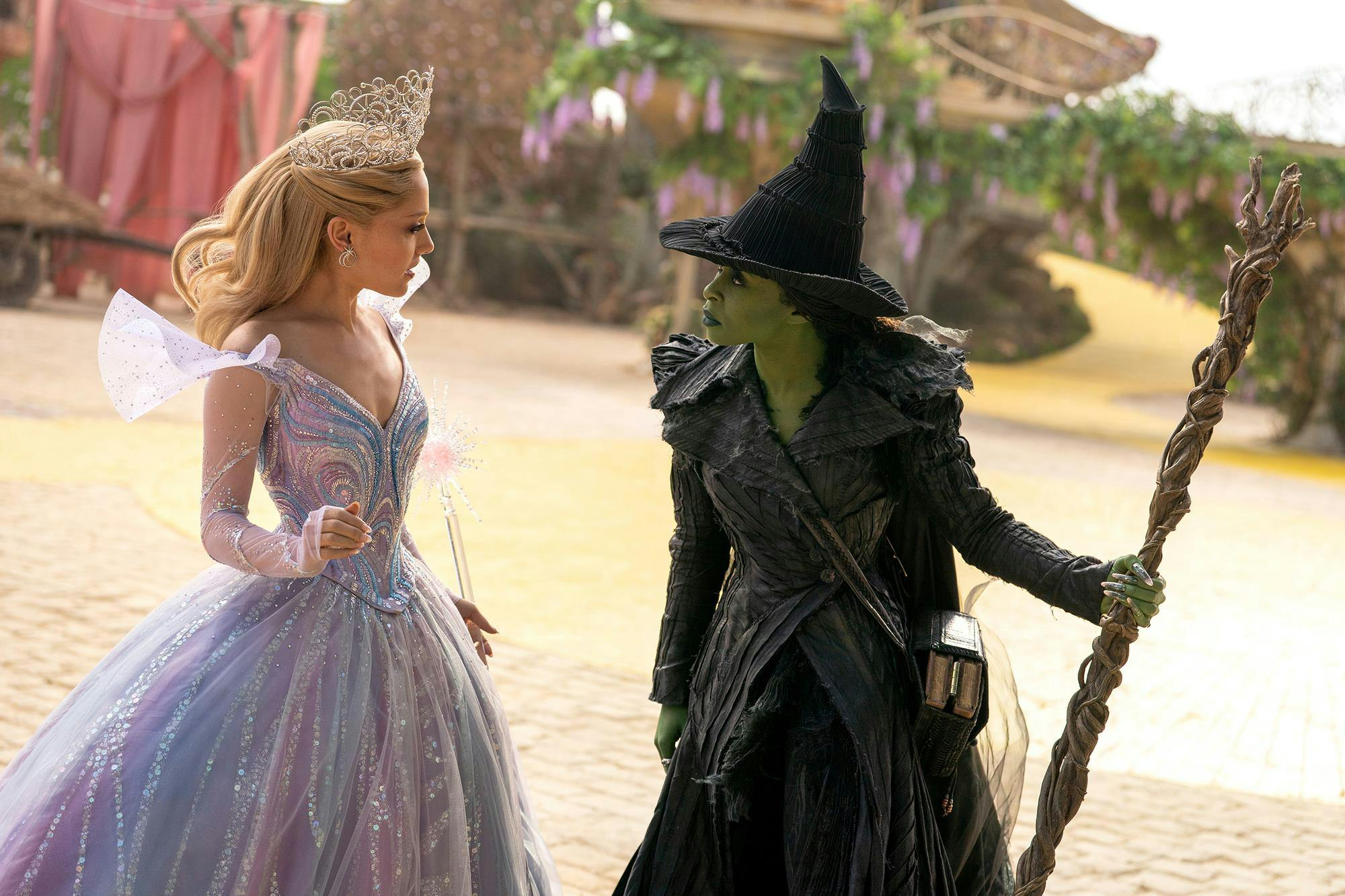 Column: 86 years later, the ‘Wicked’ franchise still glorifies eating ...