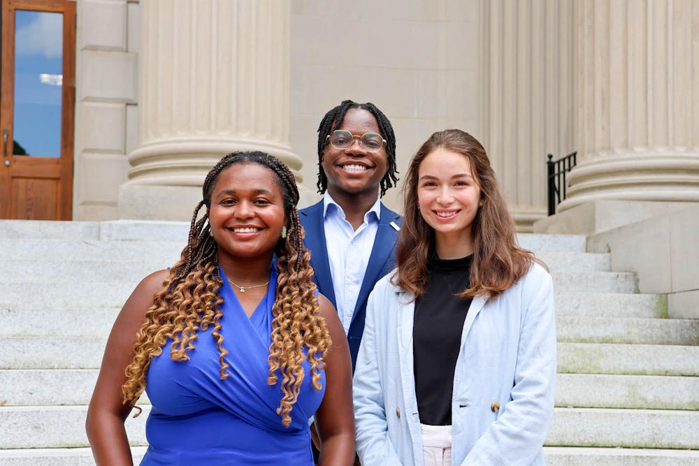 Senior class officers work together to unite the Class of 2026