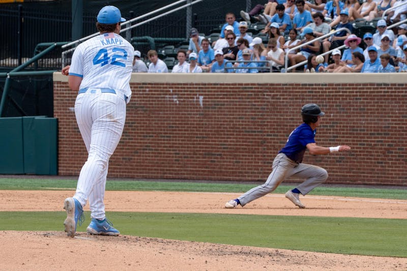 Jake Knapp leads UNC baseball past Holy Cross in opening game of NCAA ...