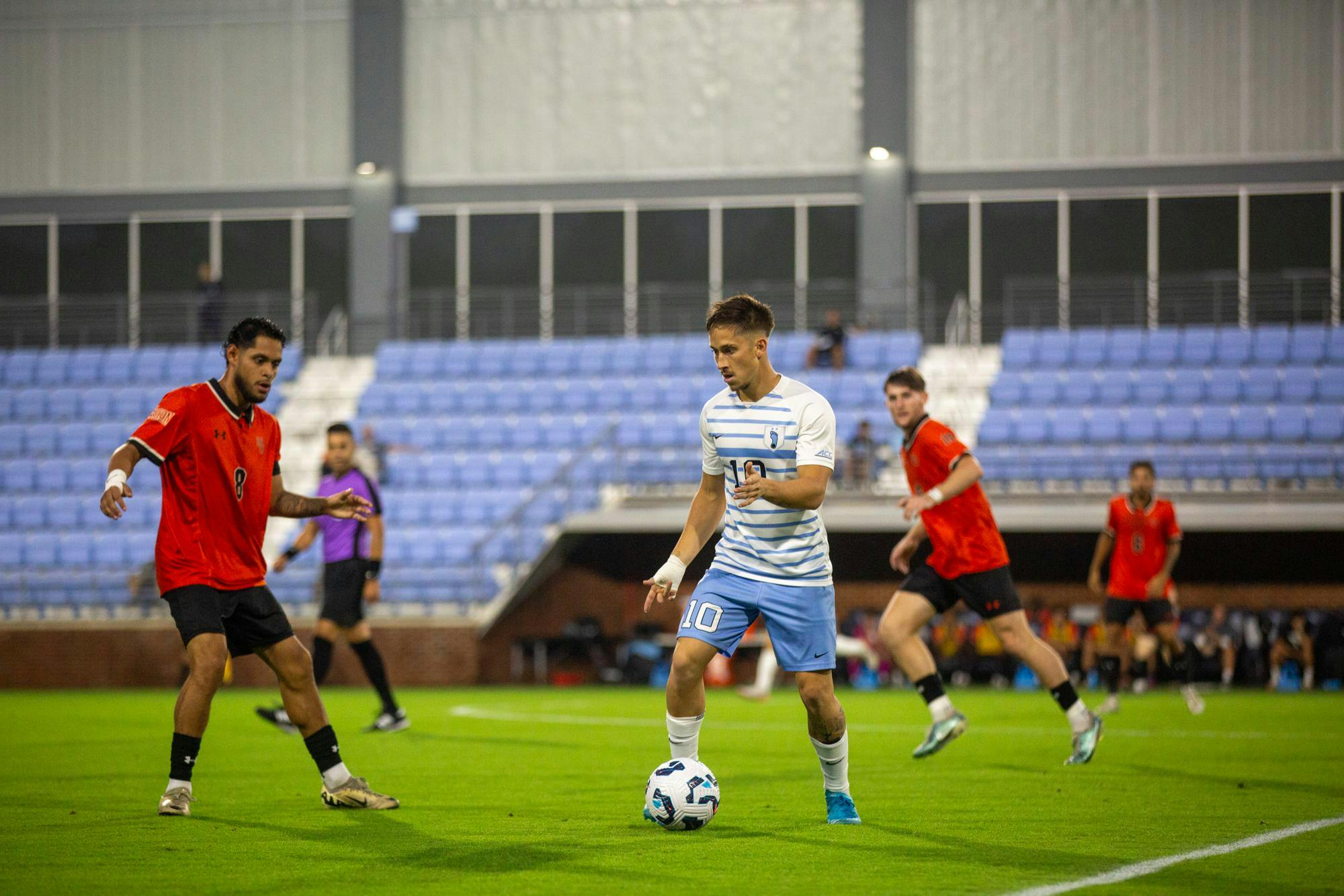 No. 3 UNC men's soccer ties Mercer, 0-0, on Tuesday night at Dorrance ...