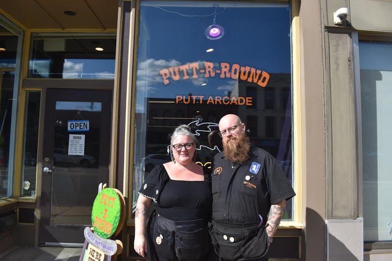 Putt-R-Round Mini Golf & Putt Arcade brings Ypsilanti fun to a classic ...