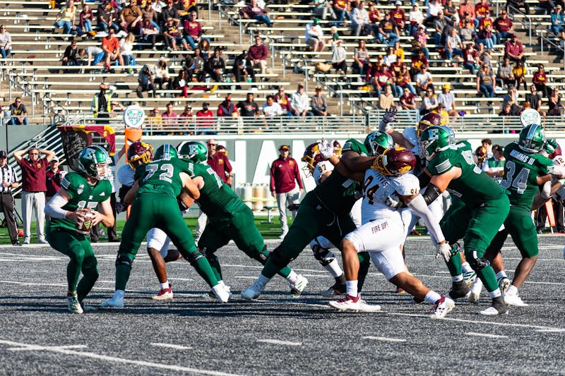 EMU football overcomes 18-point deficit to defeat CMU in homecoming win ...