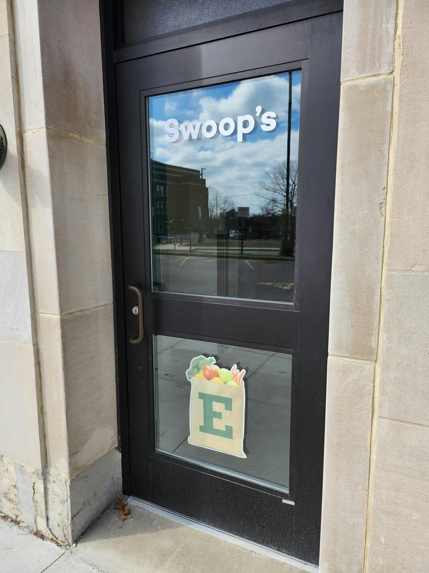 Swoop's Food Pantry looks for community help during food drive - The ...