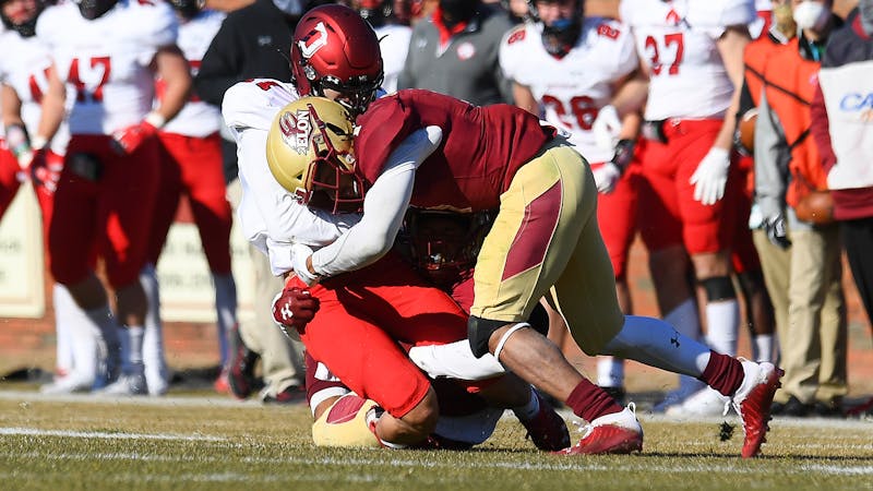 Elon football prepares for second season of 2021 through summer ...