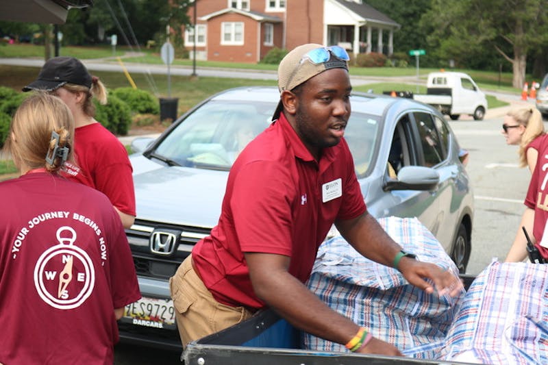 Move-In 2023 11:09 a.m. - Elon News Network