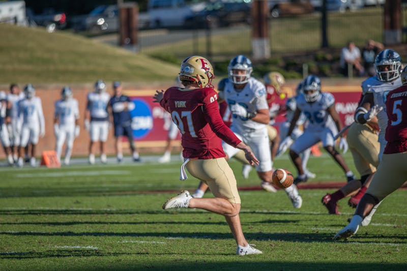Elon University punter has historic year amid return to Phoenix - Elon ...