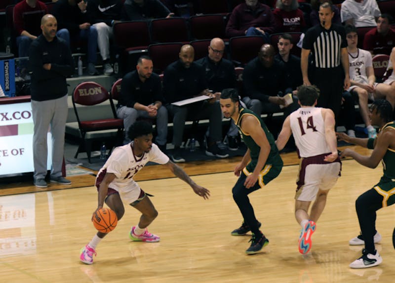 Elon University men’s basketball wins penultimate game - Elon News Network