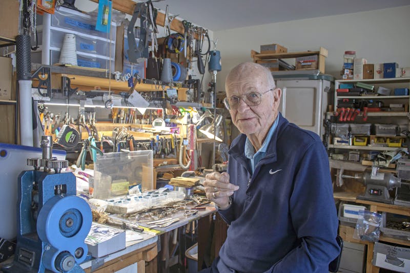 Man with a silver thumb: 91-year-old Elon alum crafts silverware ...