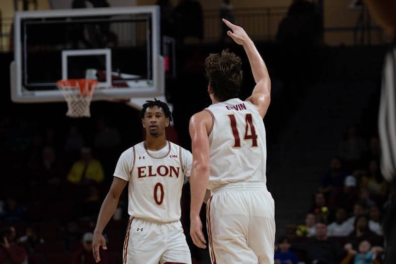 Men's basketball claims first CAA win over Seahawks - Elon News Network