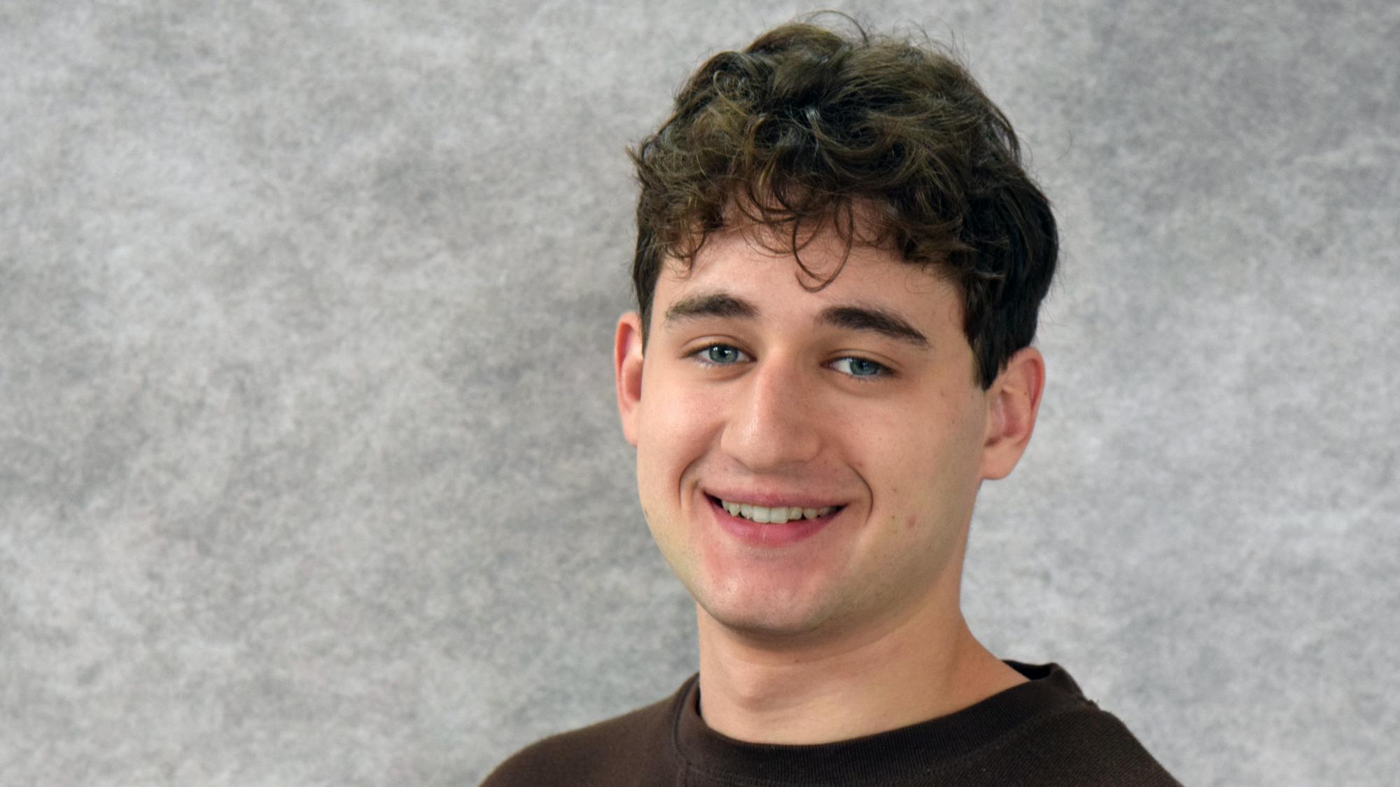 Meet the staff - Elon News Network