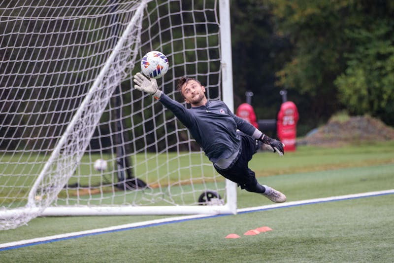 Elon men’s soccer goalkeeper thrives among challenges of position, sets ...