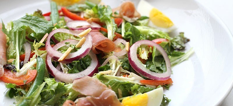 Elon dining program designed to encourage balanced eating - Elon News ...