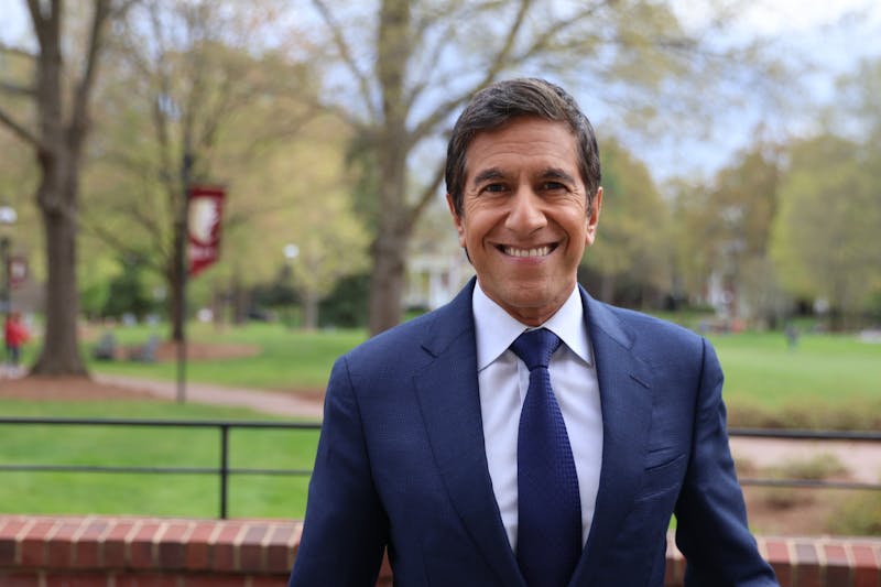 Dr. Sanjay Gupta discusses lifelong learning, his career - Elon News ...
