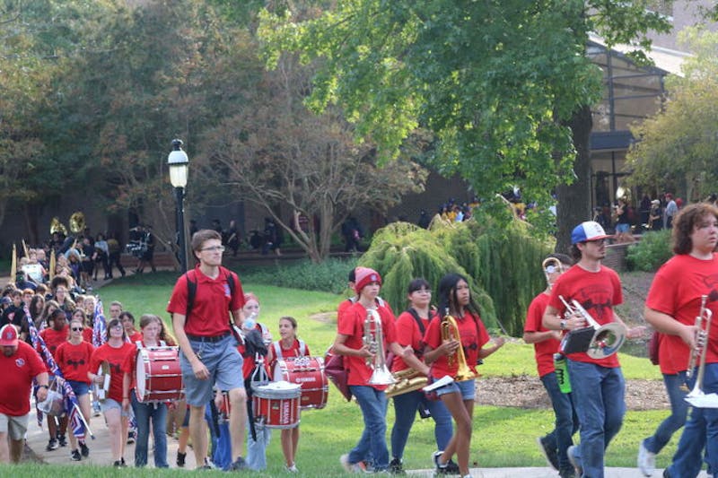 Elon Band Day shows high school students collegiate band experience ...