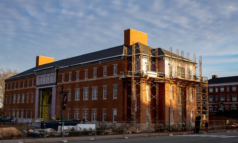 Construction of Elon University Innovation Quad nears finish - Elon ...