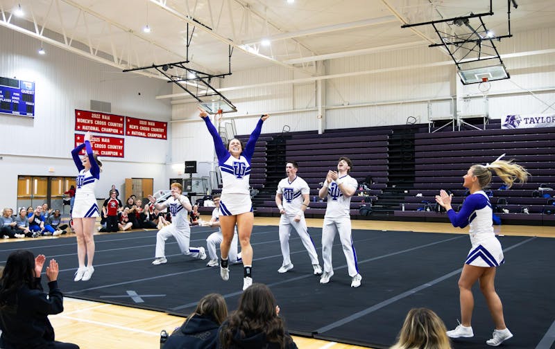 Taylor cheer team sets sight on Nationals - The Echo