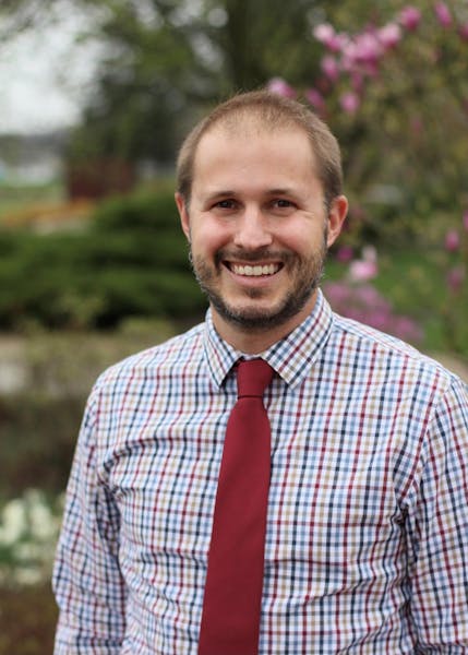 Lance Vanderberg receives award - The Echo