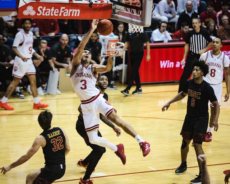 Indiana men’s basketball starts gauntlet with road trip to Iowa ...