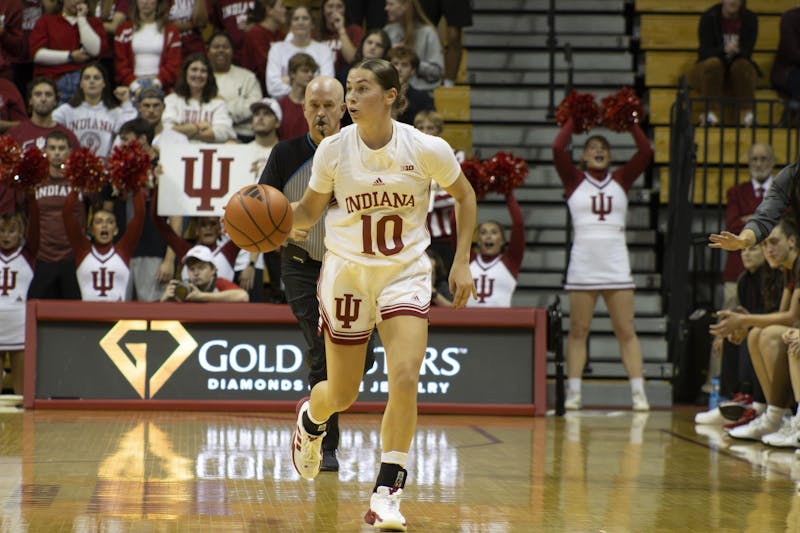 COLUMN: Shay Ciezki scores 34, looks to be Indiana women’s basketball’s ...