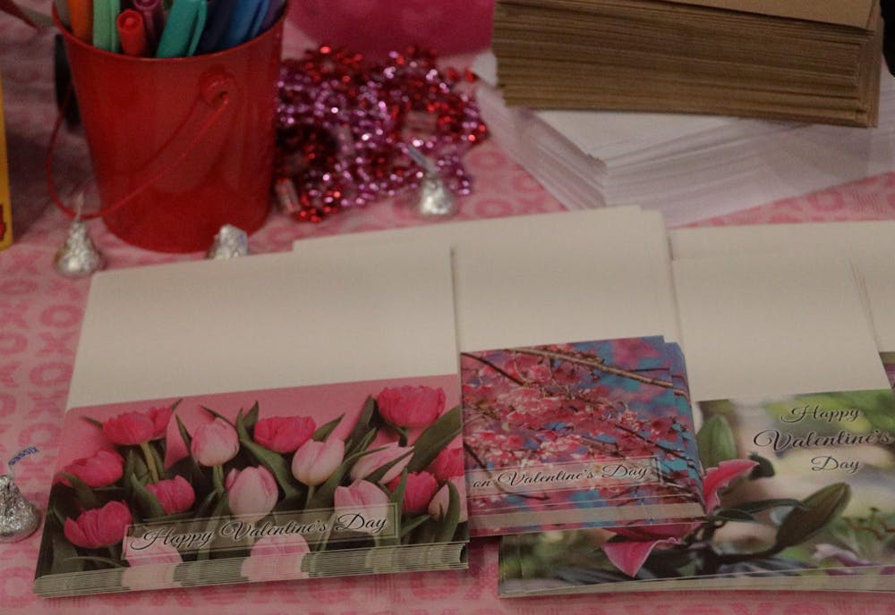 entlovenotes021022_12.jpg - Indiana Daily Student