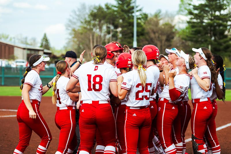 Indiana softball rides consistent offense to series sweep over Illinois ...
