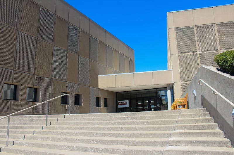 Students weigh in as SRSC completes renovation to main strength center ...