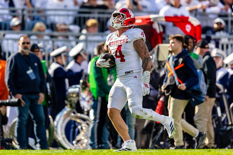 Indiana football survives near-upset in Happy Valley, victorious ...