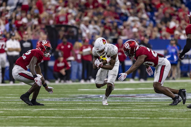 Explosive plays, early blunders plague Indiana football defense against ...