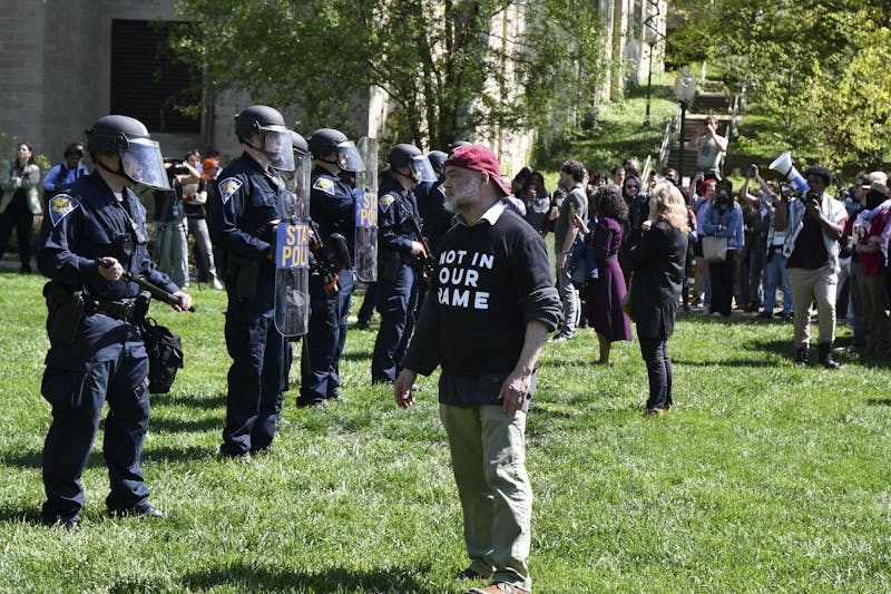 UPDATE: IU faculty, schools respond to Dunn Meadow arrests - Indiana ...