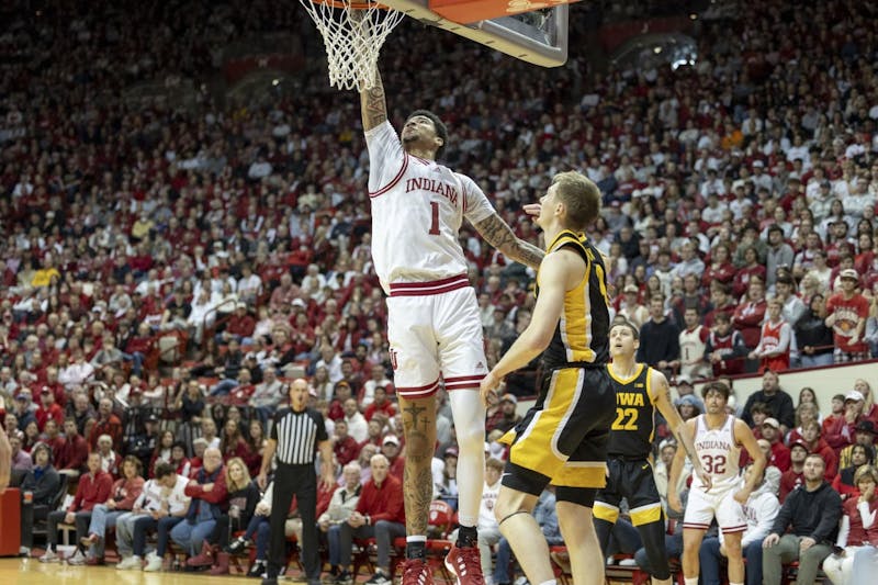 Ware returns after injury, embodies Indiana basketball’s toughness in ...