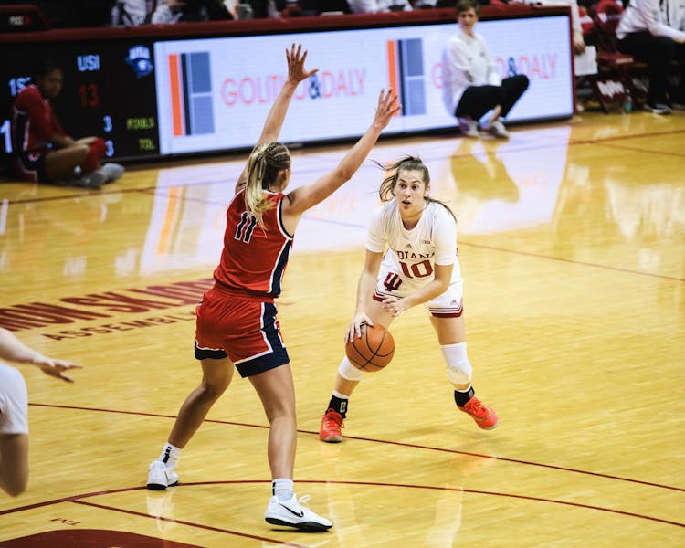 Moren’s halftime message sparks Indiana women’s basketball’s comeback ...
