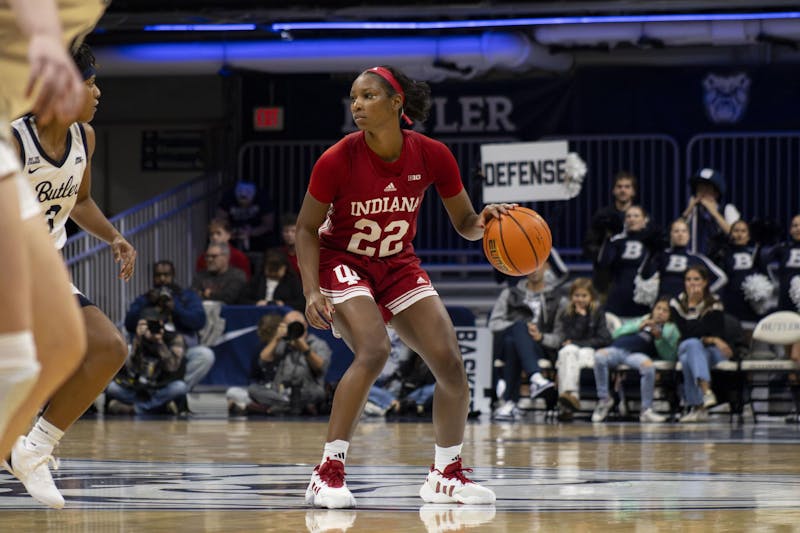 Indiana women’s basketball scores just 46 points, drops to 1-2 after ...