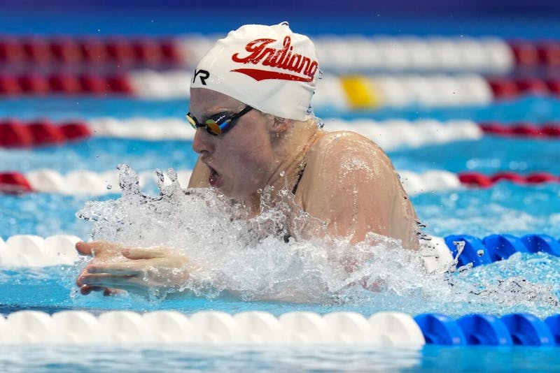 Former Indiana swimmer Lilly King qualifies for 2024 Paris Games ...