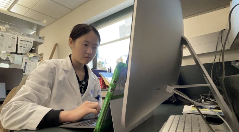 University Undergraduate Research Fellow Angelina Dong's chemo-induced ...