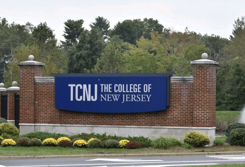 What to expect as a grad student at the College - The Signal